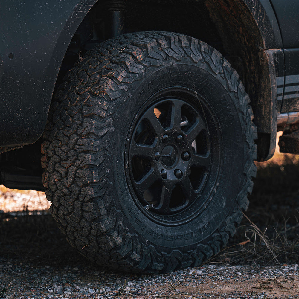 16" Sprinter Wheel | Stealth Tire and Wheel Package - Black